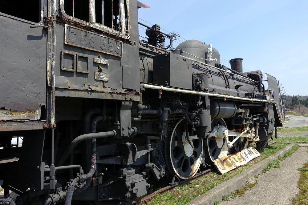 C58 356：中山平温泉駅前: コバQのデジカメ歩き