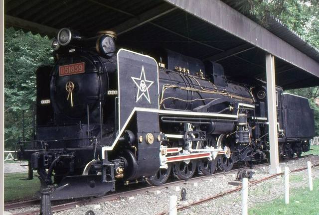 D51 859：遠軽公園・瞰望岩下: コバQのデジカメ歩き