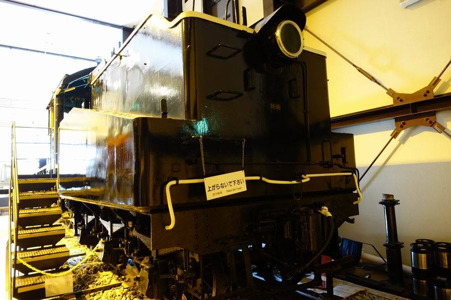 C56 98：嵯峨野観光鉄道 トロッコ嵯峨駅「19世紀ホール」: コバQのデジカメ歩き