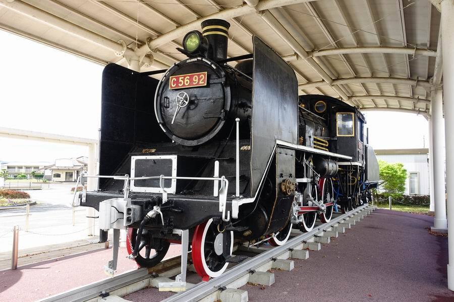 C56 92：出水駅西口前: コバQのデジカメ歩き