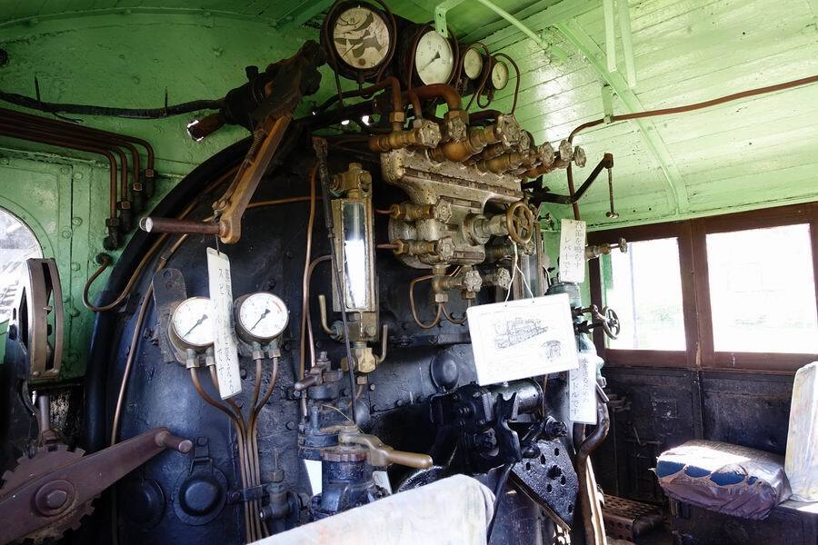 D51 560：旧室蘭駅舎横ぽっぽらん広場: コバQのデジカメ歩き